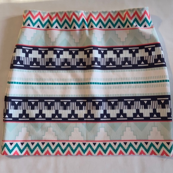 Zara | Skirts | Zara Medium Aztec Mini Skirt 403 | Poshmark